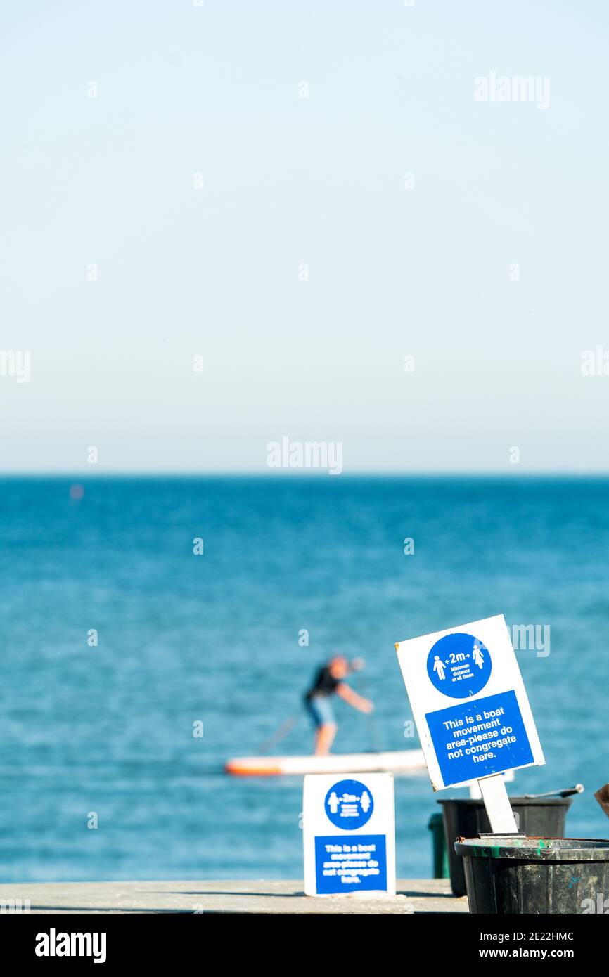 Congregate hi-res stock photography and images - Alamy