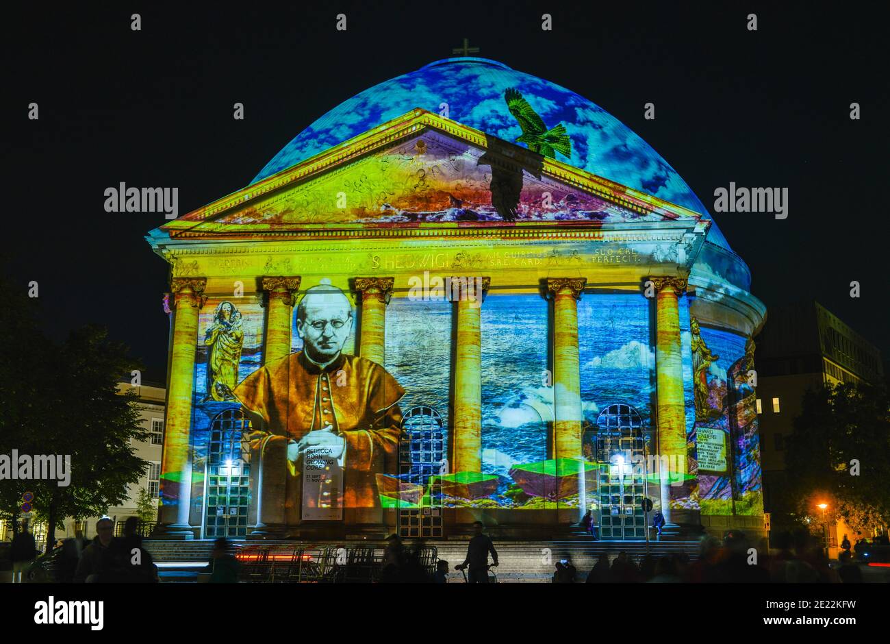 Festival of Lights, St. Hedwig Kathedrale, Bebelplatz, Mitte, Berlin ...