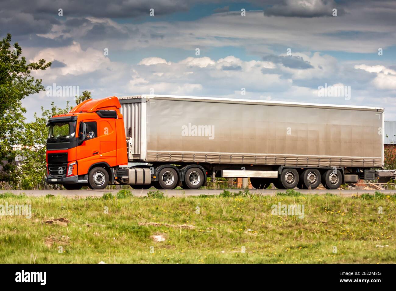 Long distance driver truck hi-res stock photography and images - Alamy