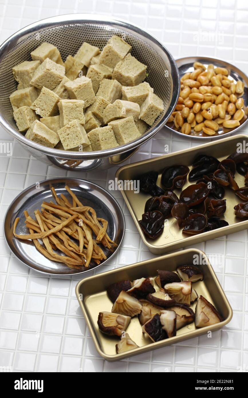 si xi kao fu, hong shao kao fu, Shanghai cuisine ingredients; kao fu ...