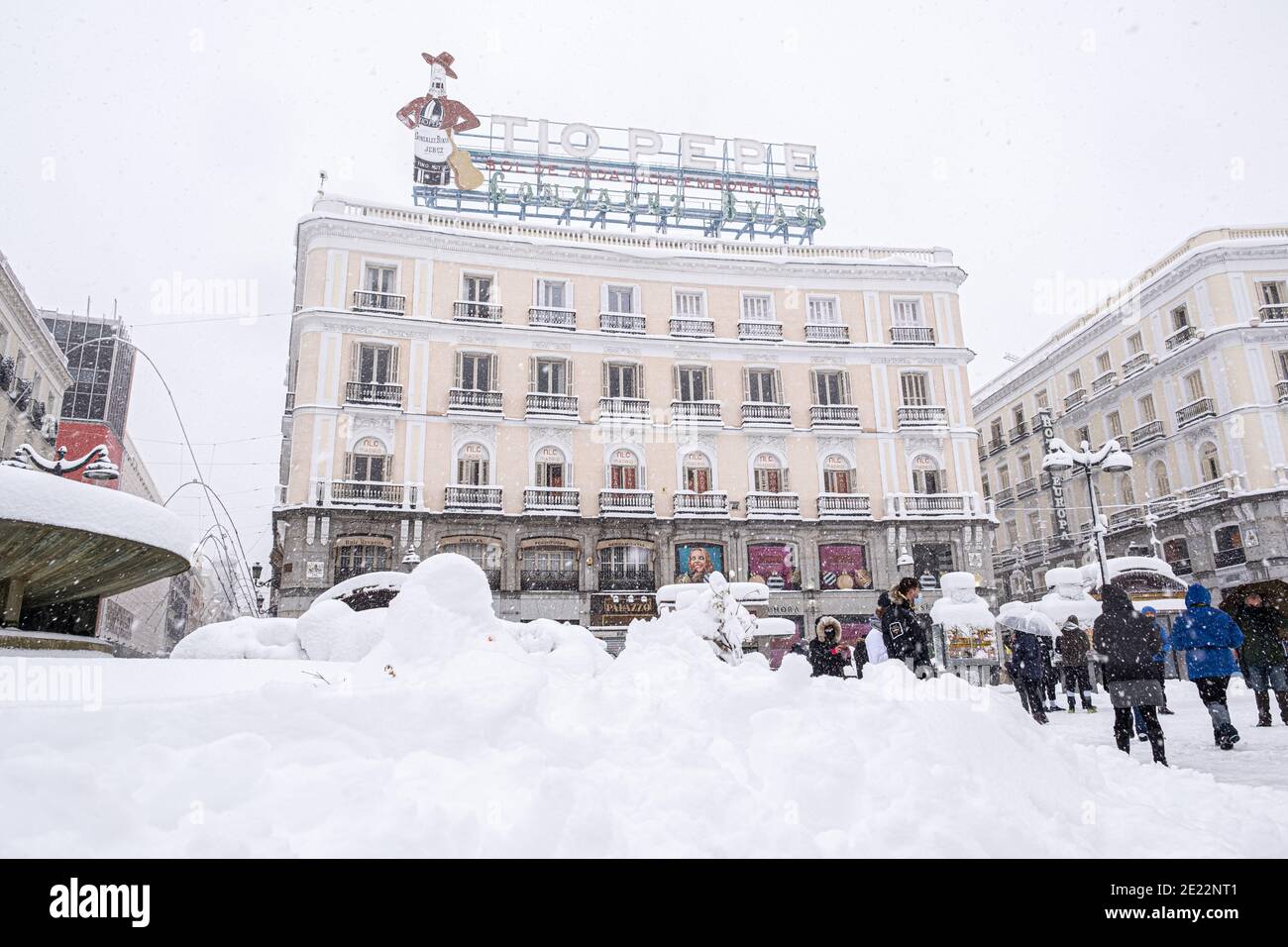 Spain, Madrid; 9 January 2021: Snow storm "Filomena" in the Madrid down ...