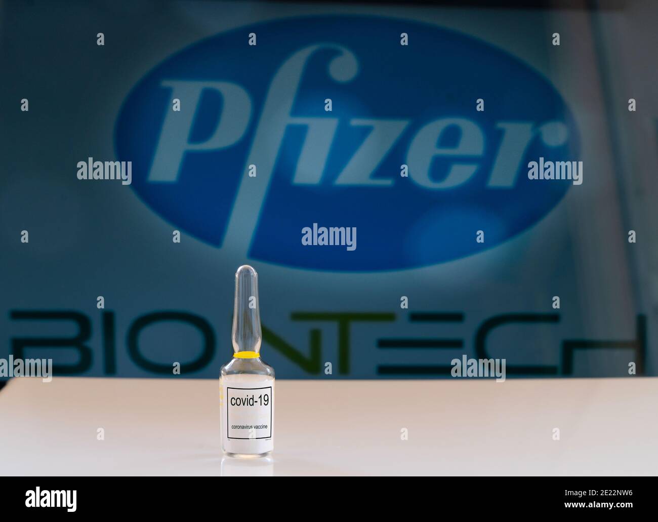 Phizer covid-19 vaccine Stock Photo - Alamy