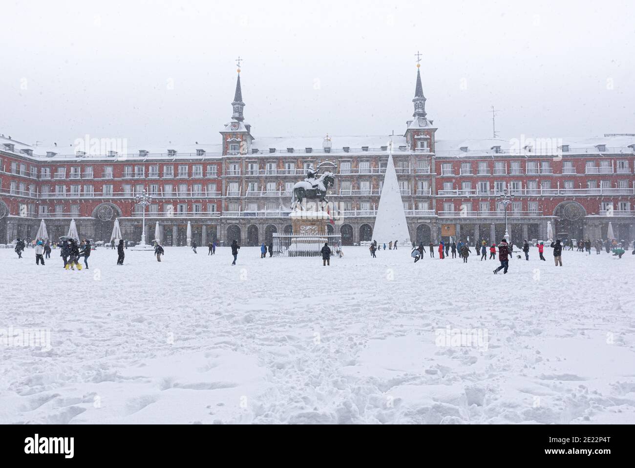 Spain, Madrid; January 9 2021: Snow storm "Filomena" in the Madrid down ...