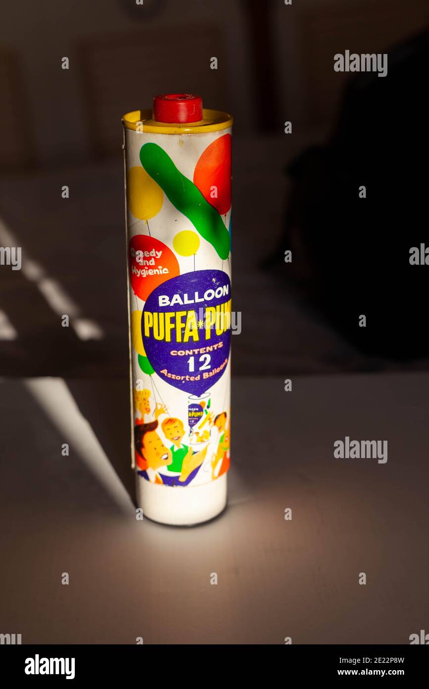 Balloon pump hi-res stock photography and images - Alamy