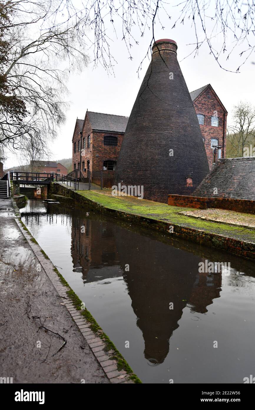 Old kilns at Coalport China Museum, Ironbridge, Shropshire Stock Photo ...