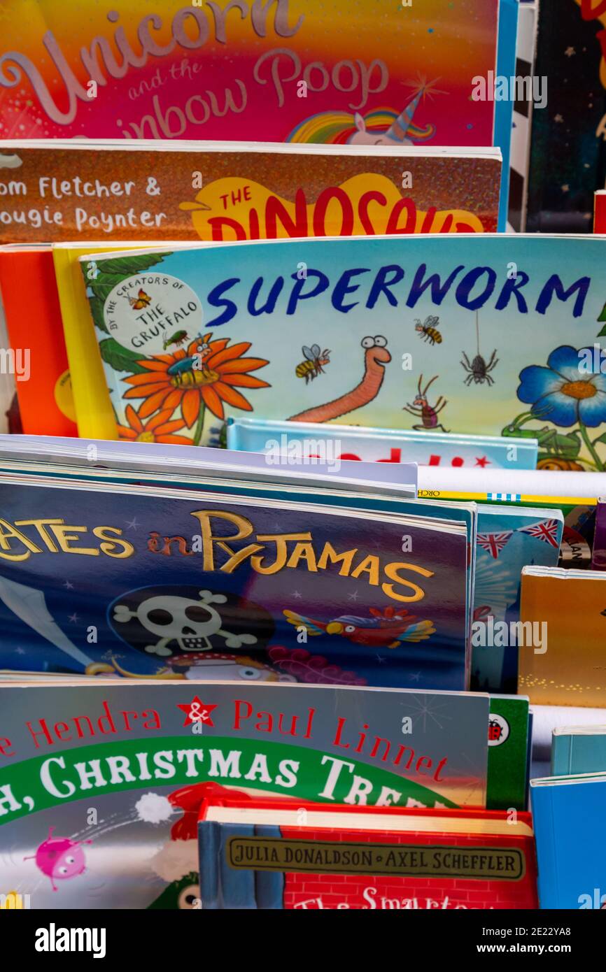 Storytelling study hi-res stock photography and images - Alamy