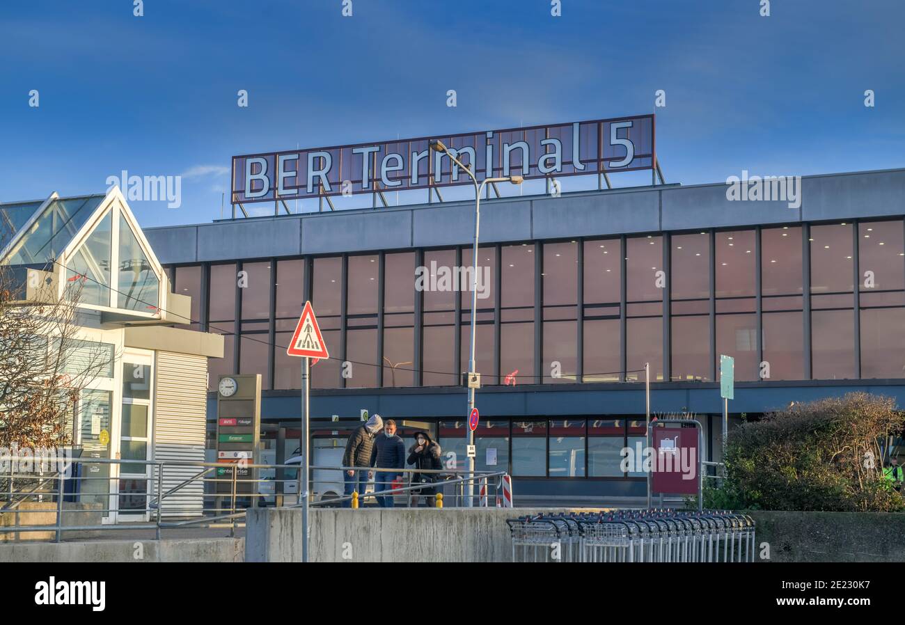 Ber terminal 5 hi-res stock photography and images - Alamy