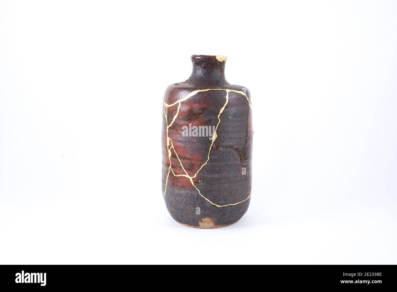 Antique Kintsugi, Bizen Japanese pottery restored with real gold ...