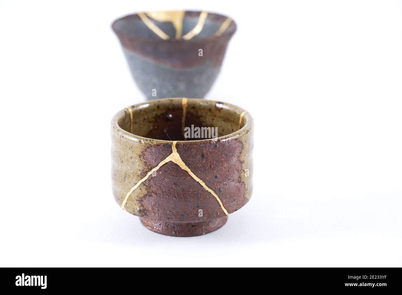 Antique Kintsugi, Bizen Japanese pottery restored with real gold ...