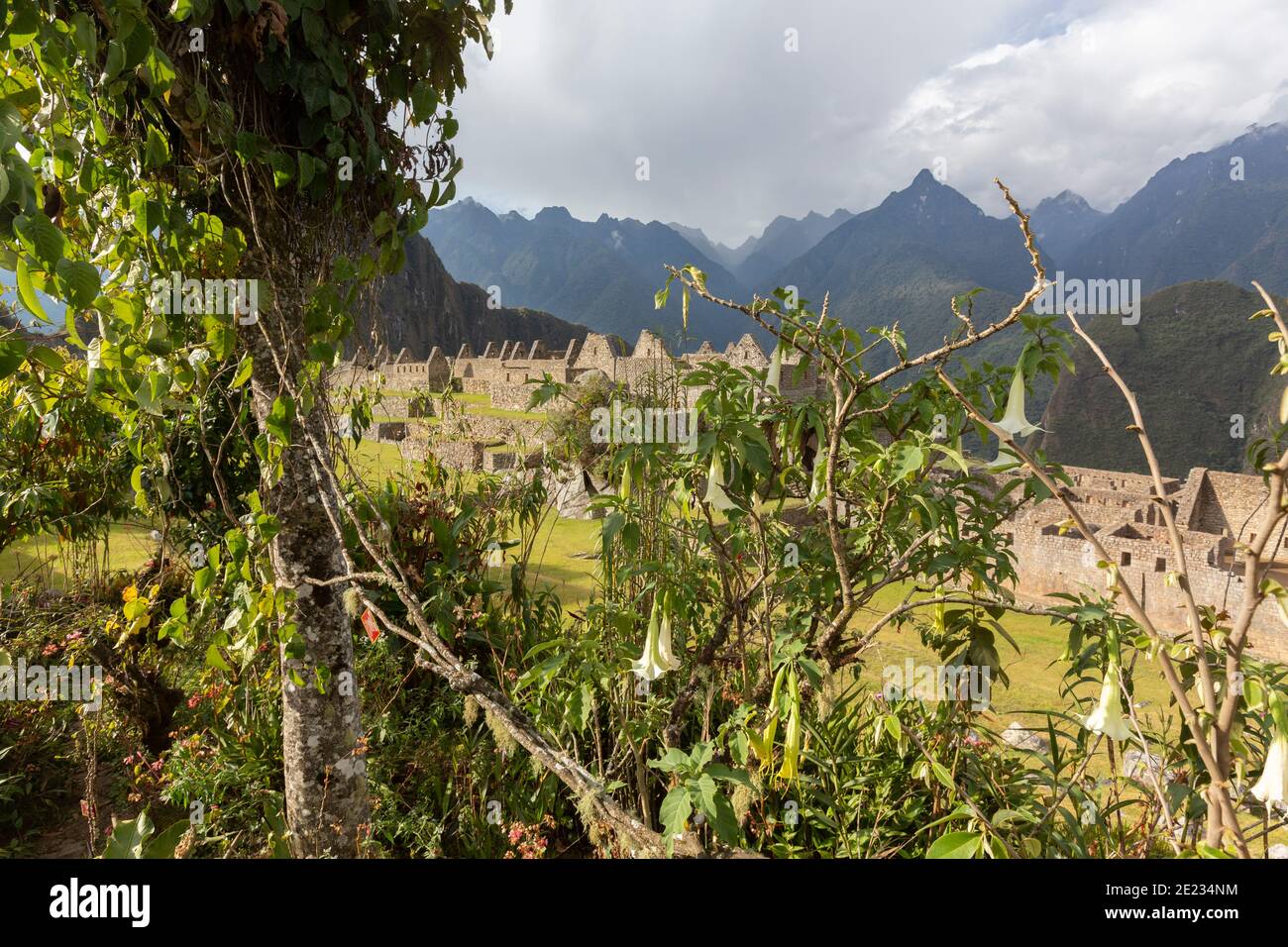 The Incan ruins of Machu Picchu, a UNESCO World Heritage Site Stock ...