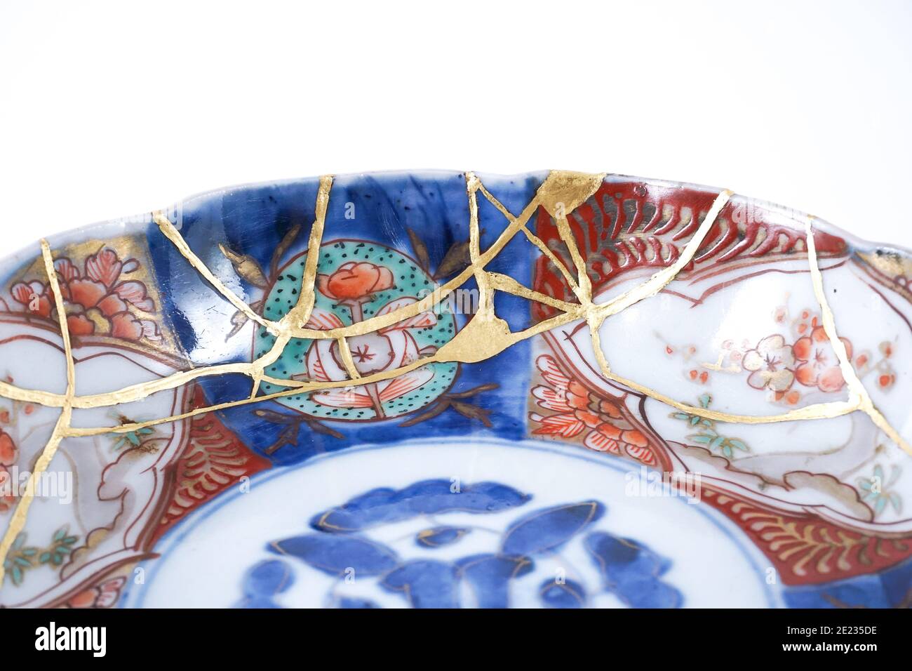 Vintage kintsugi hi-res stock photography and images - Alamy