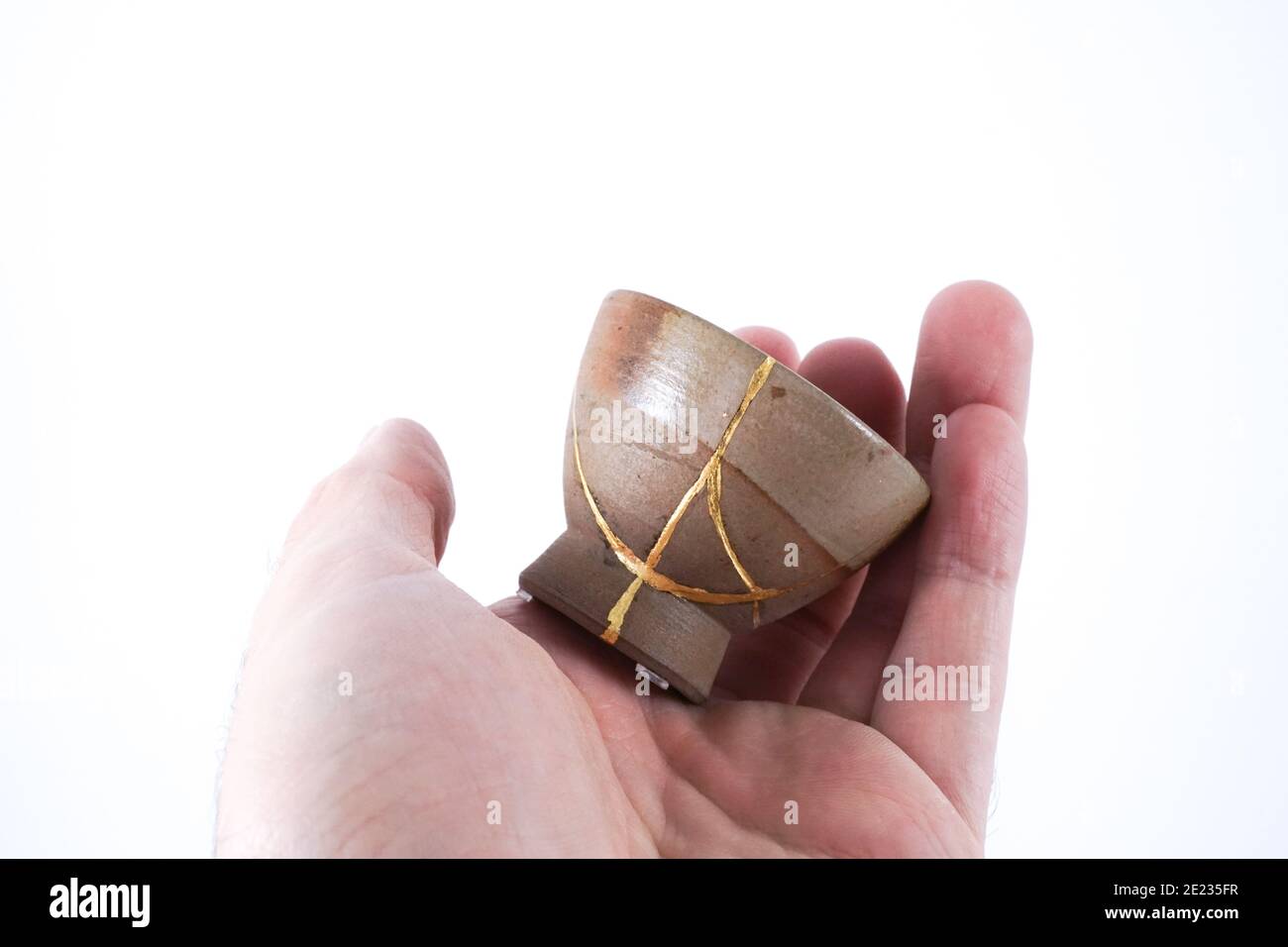 Real gold hi-res stock photography and images - Alamy