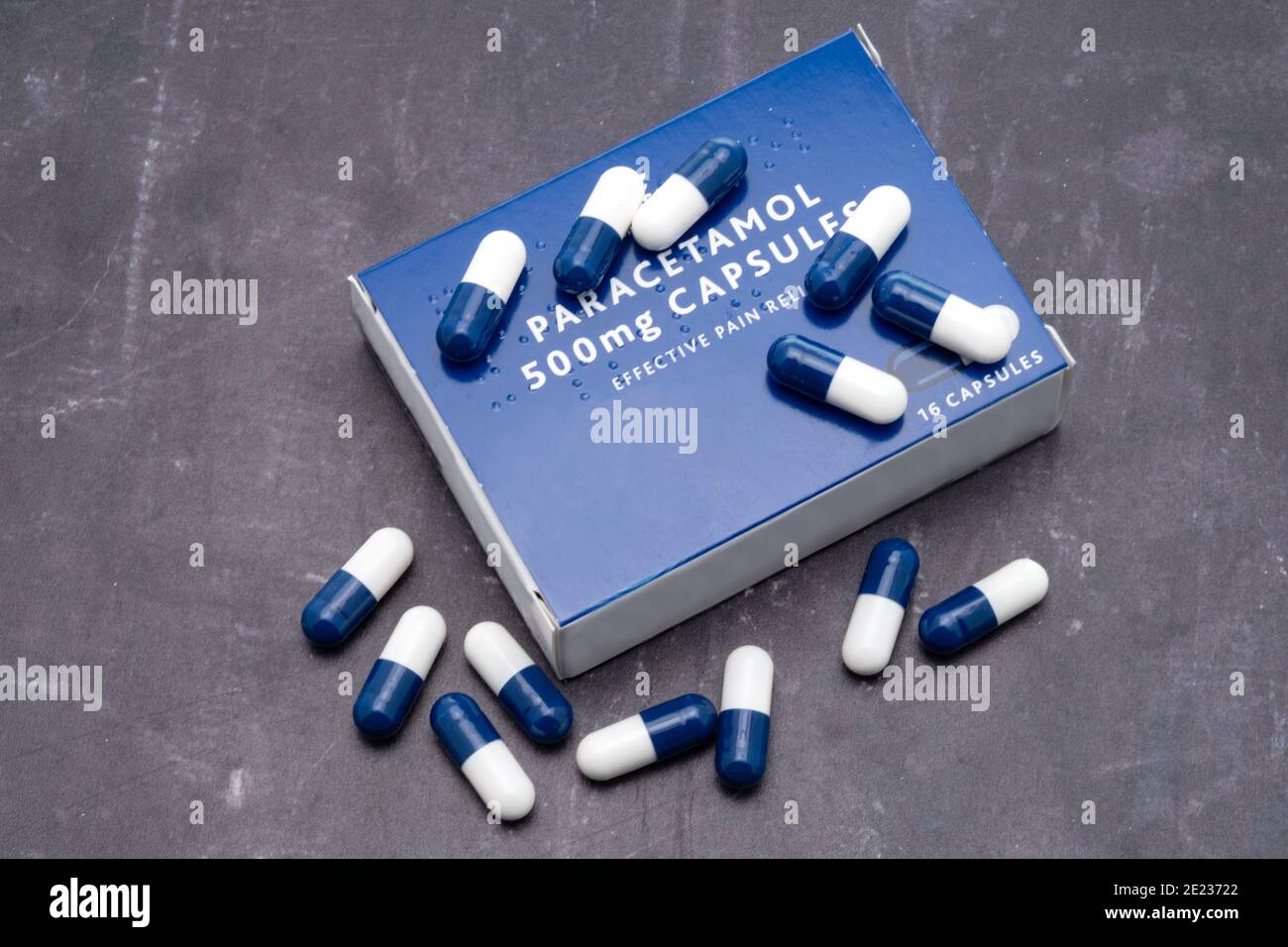 A box of generic Paracetamol 500mg pills Stock Photo - Alamy