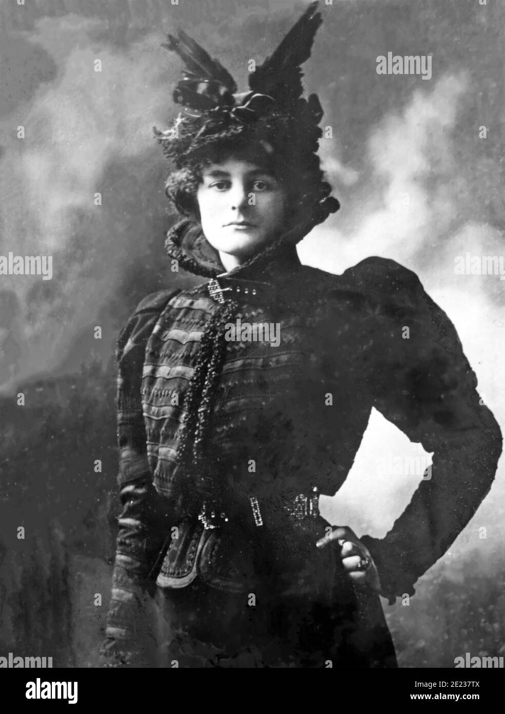 Maud gonne and yeats hi-res stock photography and images - Alamy