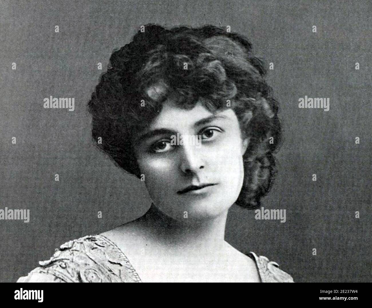 MAUD CONNE (1866-1953) English-born Irish Republican revolutionary and friend of W.B.Yeats Stock ...