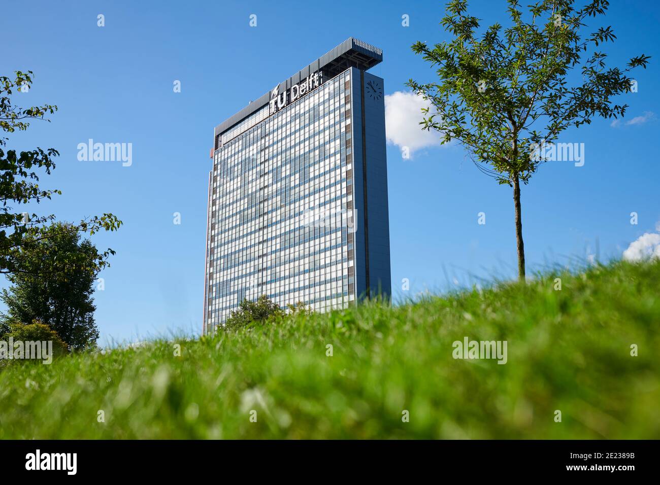 The building of Electrical Engineering, Mathematics and Computer ...