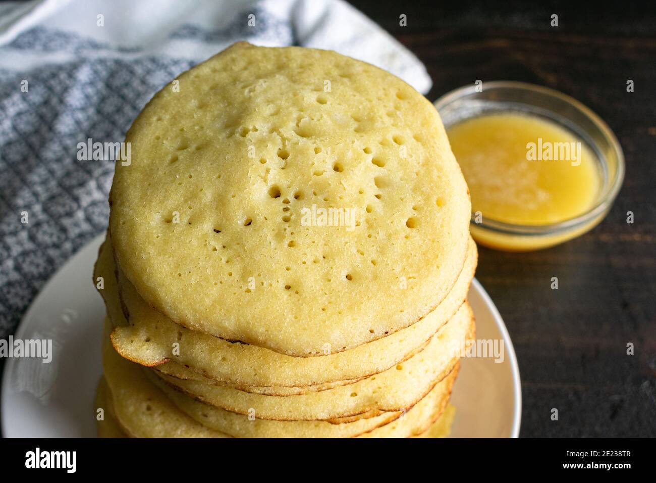 Moroccan crepes hi-res stock photography and images - Alamy
