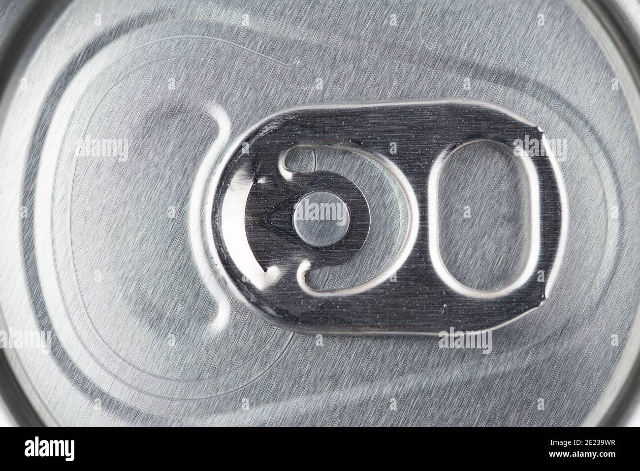 Metal can with a pull top tab hi-res stock photography and images - Alamy