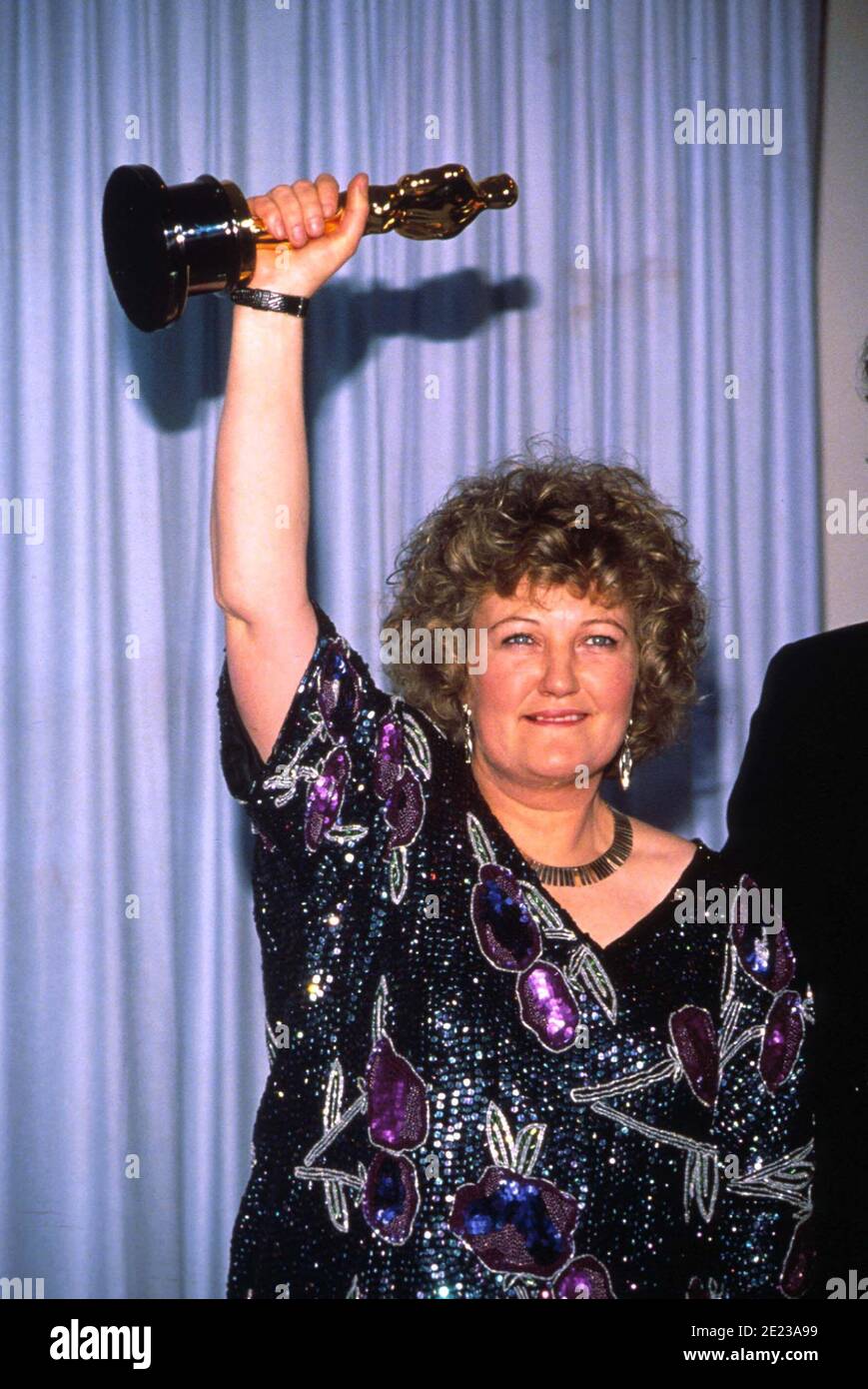 Brenda Fricker at the 62nd Academy Awards ceremony March 26, 1990 in ...