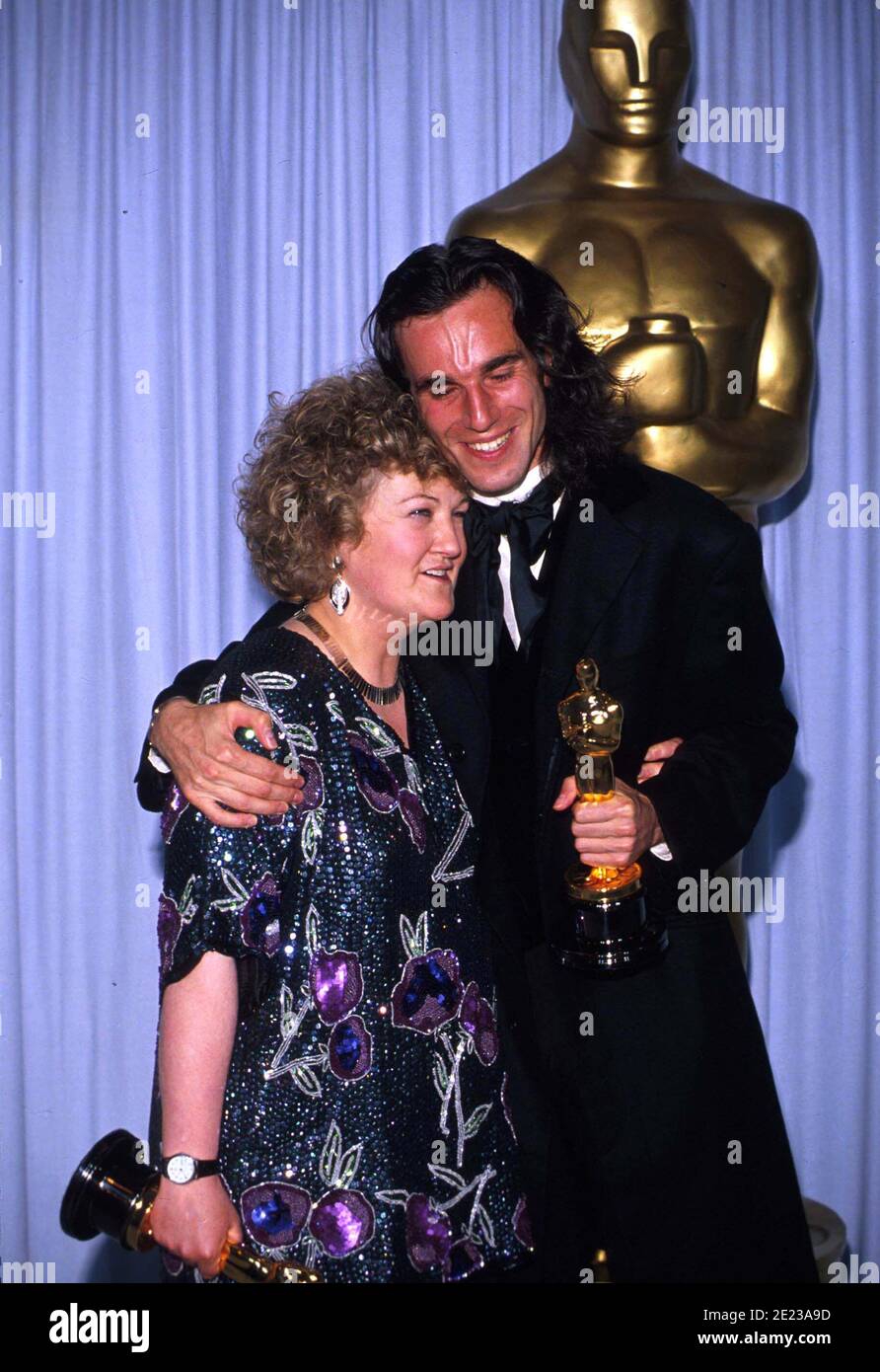 Brenda Flicker And Daniel Day Lewis at the 62nd Academy Awards ceremony ...
