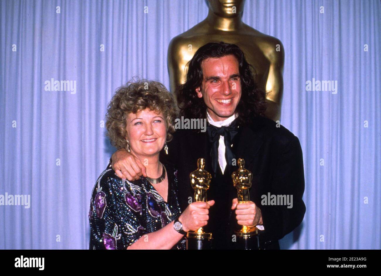 Brenda Flicker And Daniel Day Lewis at the 62nd Academy Awards ceremony ...