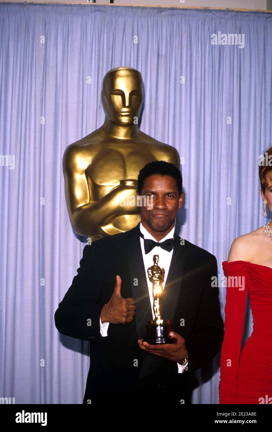 Denzel washington 1990 hi-res stock photography and images - Alamy