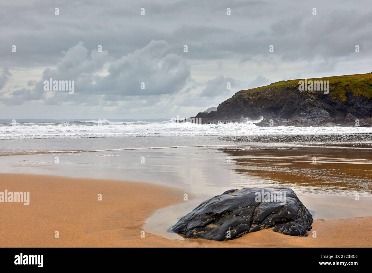 Poldhu beach hi-res stock photography and images - Alamy