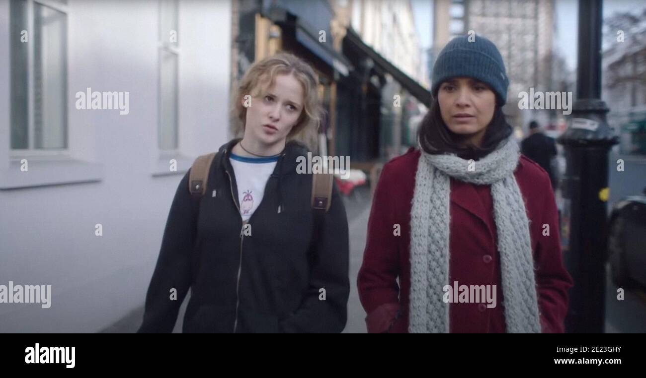 LOVE SARAH, from left: Shannon Tarbet, Shelley Conn, 2020. © Samuel ...