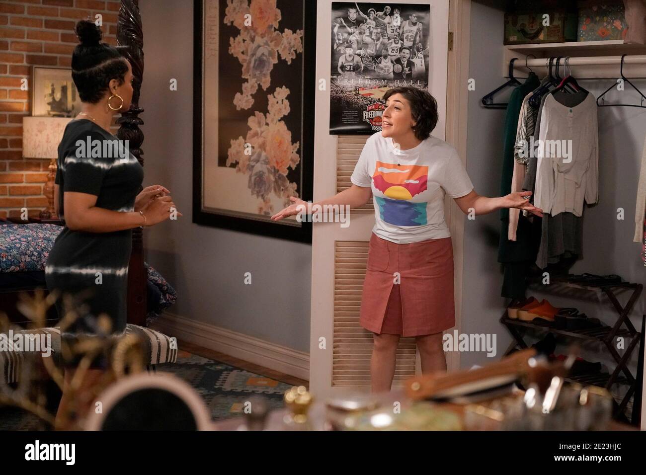 CALL ME KAT, from left: Kyla Pratt, Mayim Bialik, Double Date', (Season ...