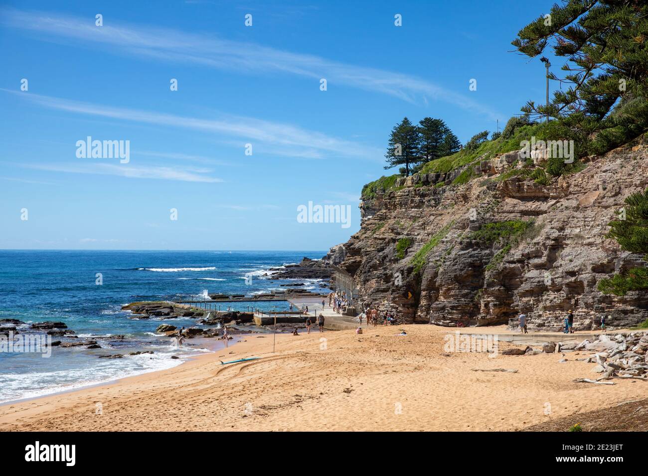 Avalon Beach and its ocean pool on a sunny blue sky day,Sydney northern ...