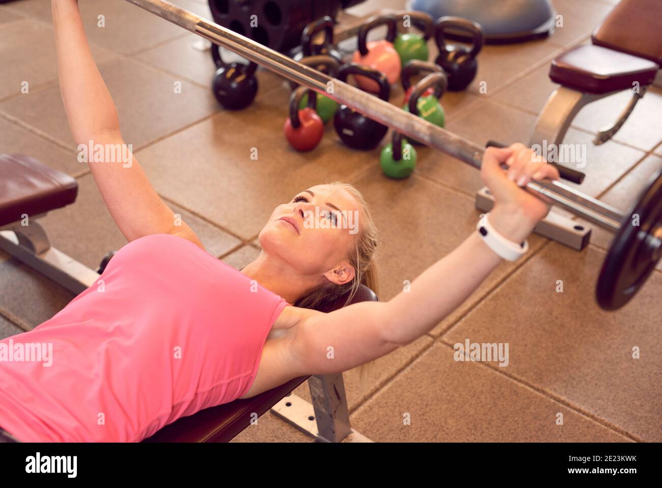 Barbell bench press hi-res stock photography and images - Alamy