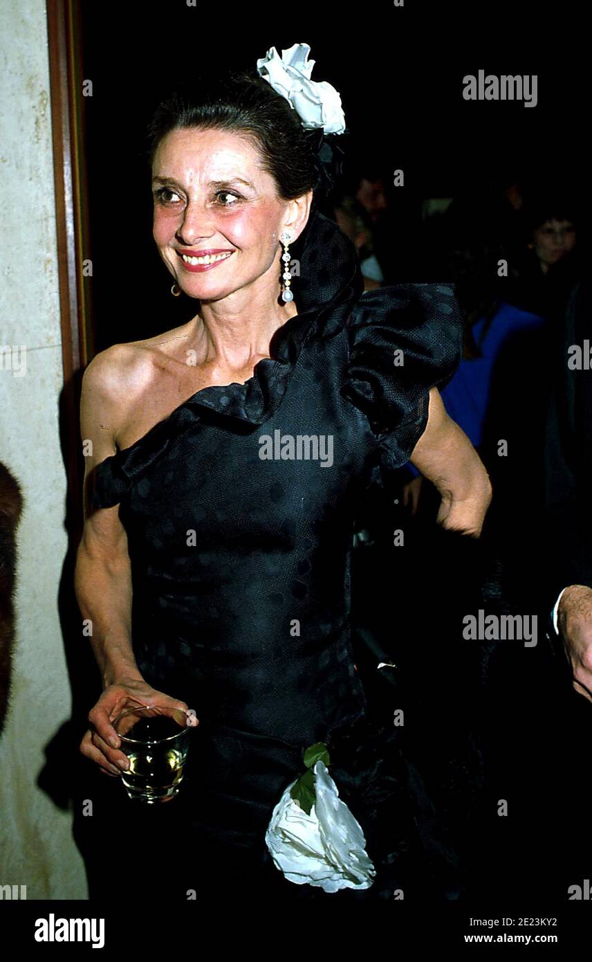 Audrey Hepburn 1984 Credit: Ralph Dominguez/MediaPunch Stock Photo - Alamy