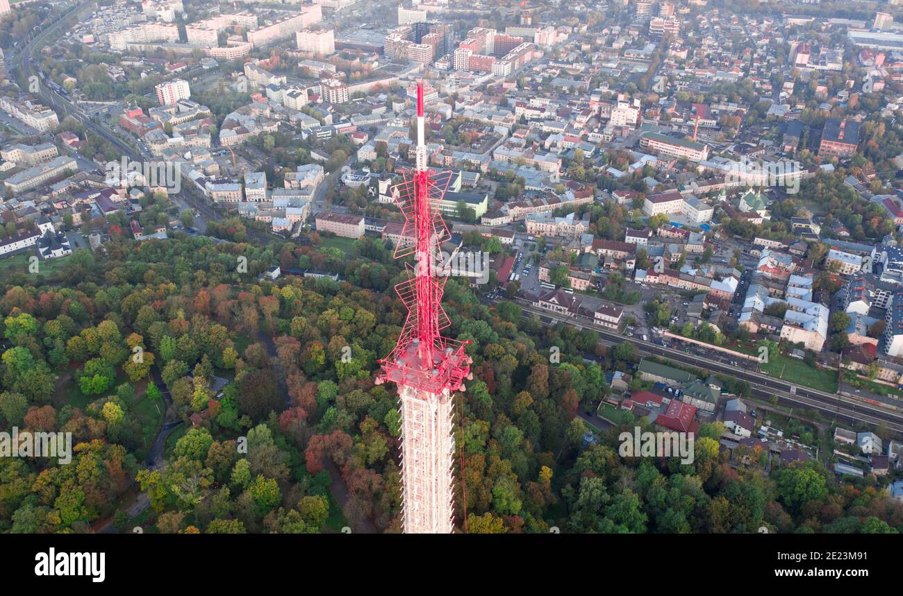 Telecommunication tower for wireless communication and the Internet ...