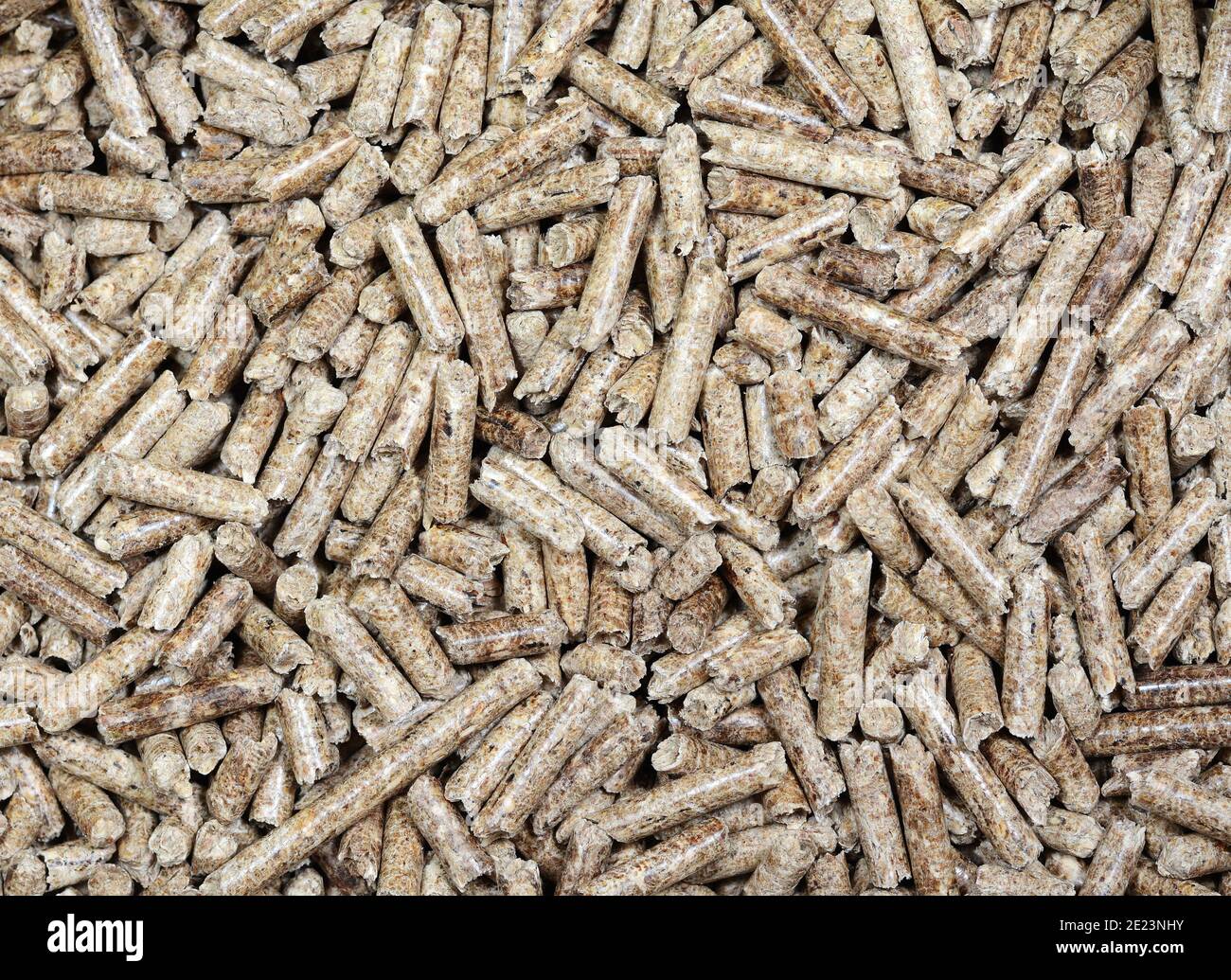 Compressed mulch hi-res stock photography and images - Alamy