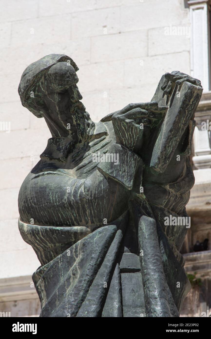 SPLIT, CROATIA - Aug 10, 2011: A statue of Croatian poet and ...