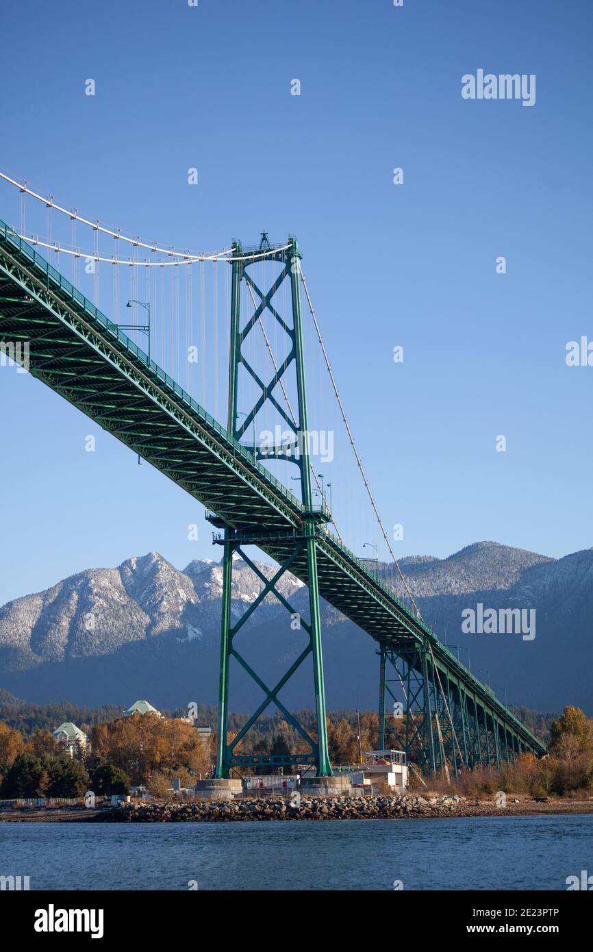 A view of the Lion's Gate Bridge and the North Shore mountains in the ...