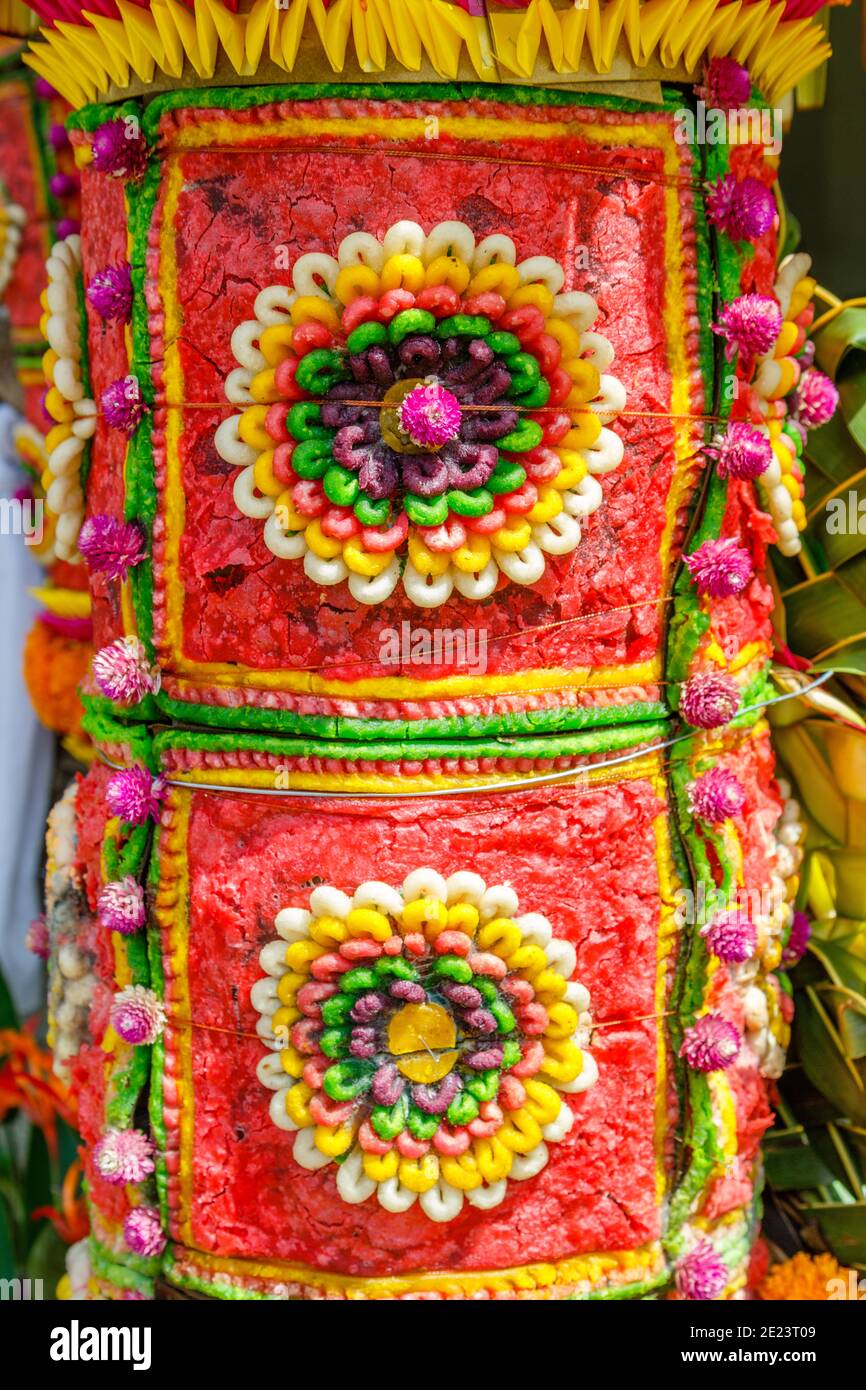 Balinese Hindu wedding gates decorated with sarad, colorful rice flour ...