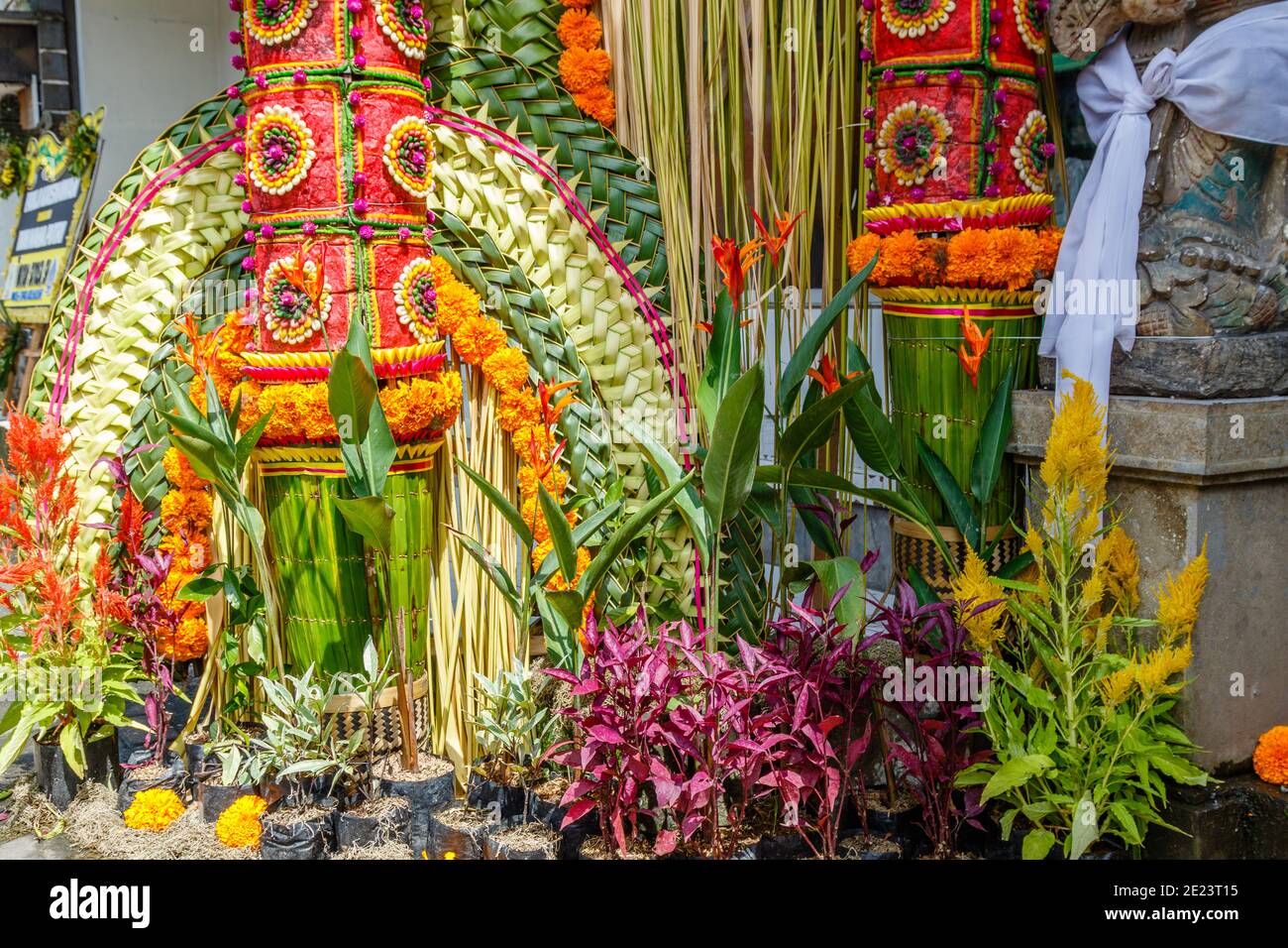 Balinese Hindu wedding gates decorated with sarad, colorful rice flour ...