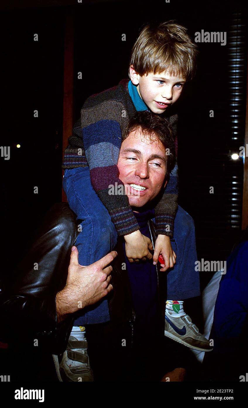 John Ritter And Jason Ritter Credit: Ralph Dominguez/MediaPunch Stock ...