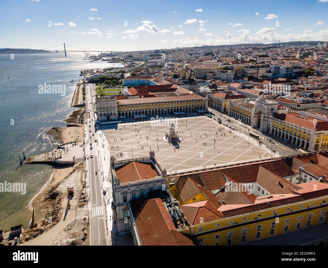 Lisbon commerce square aerial view hi-res stock photography and images ...