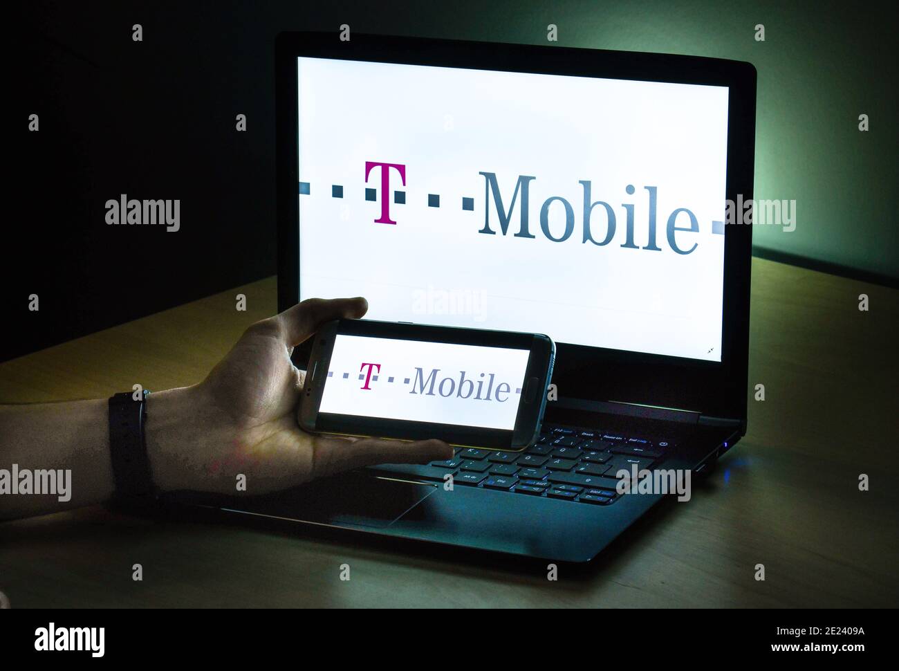 Logo T Mobile Stock Photo - Alamy