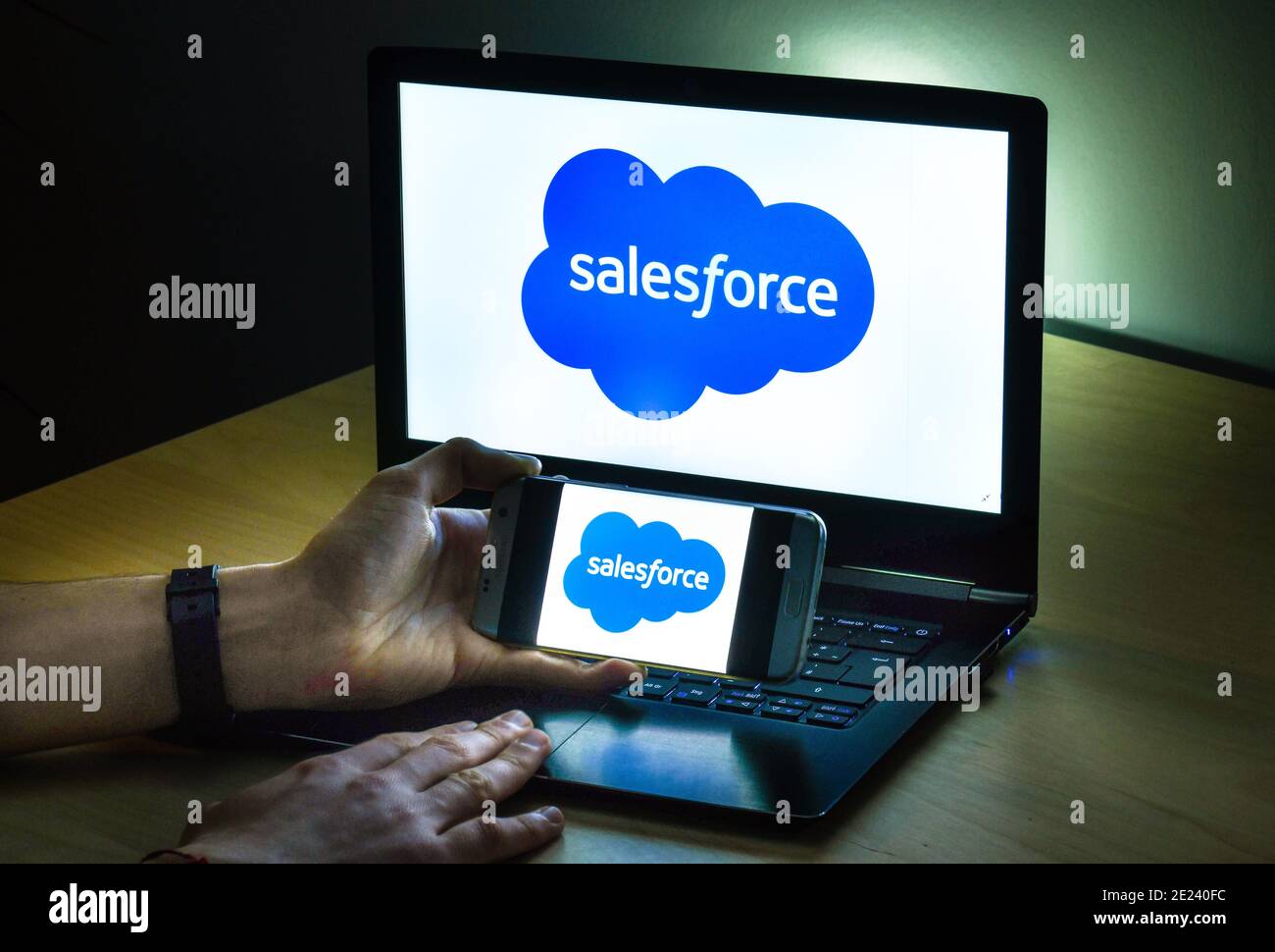 Internet unternehmen hi-res stock photography and images - Alamy