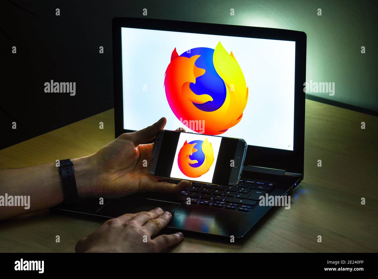 Firefox emblem hi-res stock photography and images - Alamy