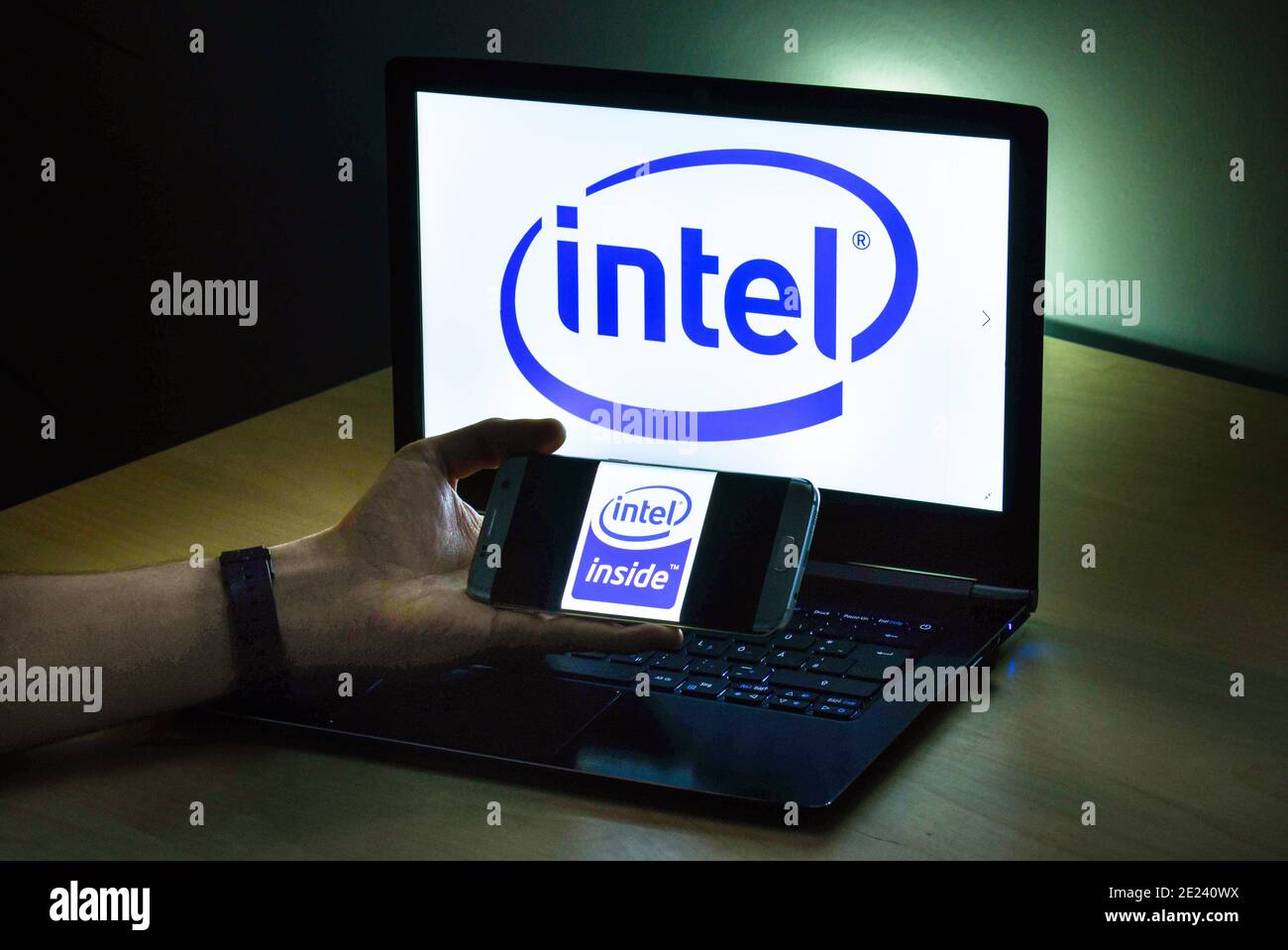 Intel emblem hi-res stock photography and images - Alamy