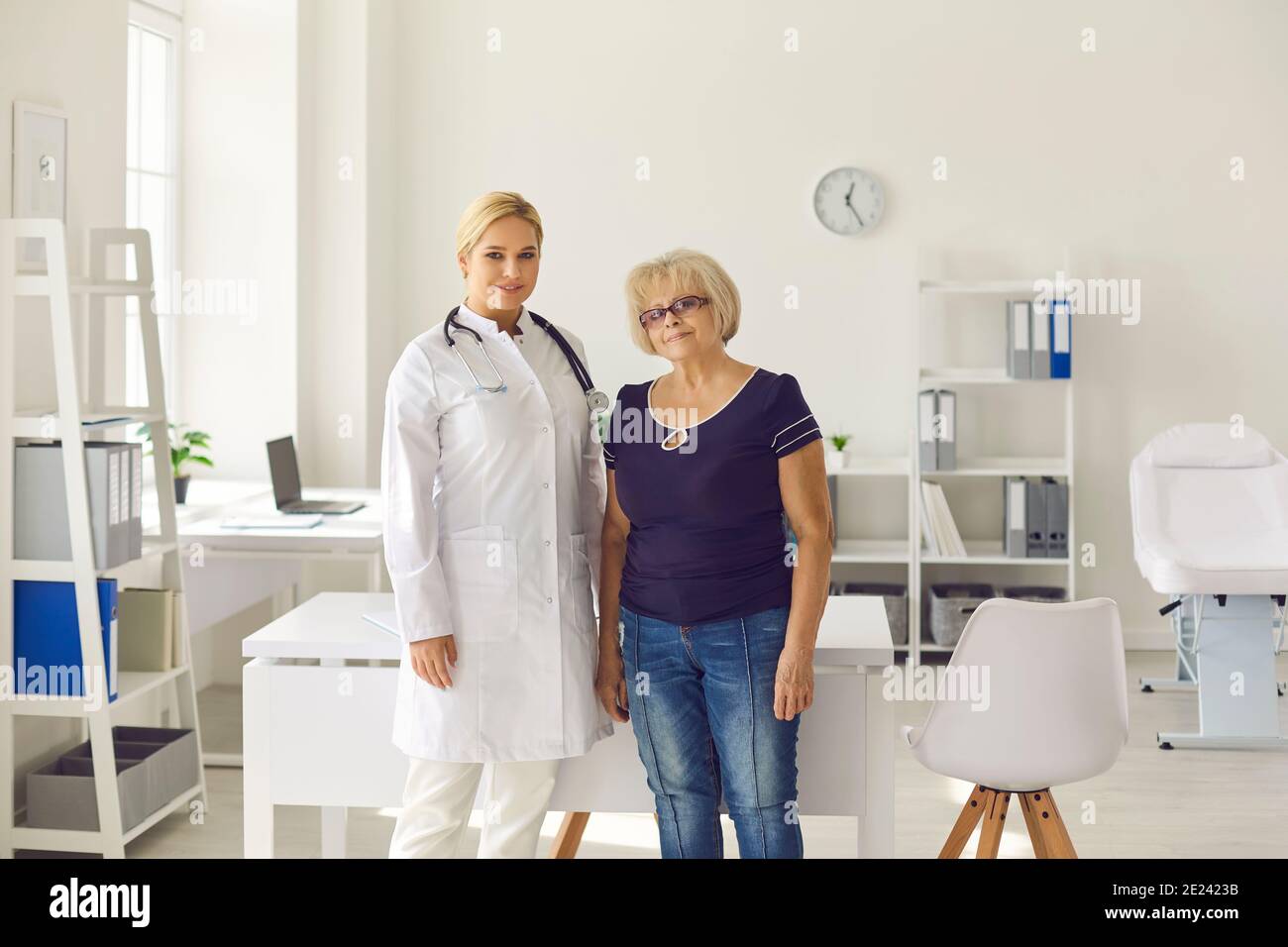 Patient portrait senior hi-res stock photography and images - Alamy