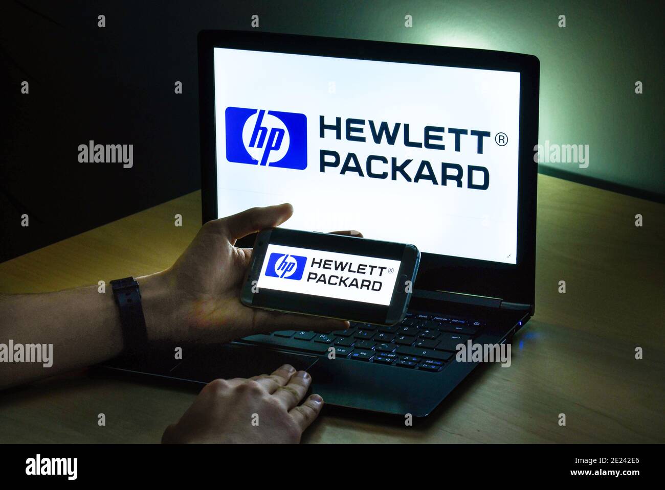 Hp laptop logo hi-res stock photography and images - Alamy