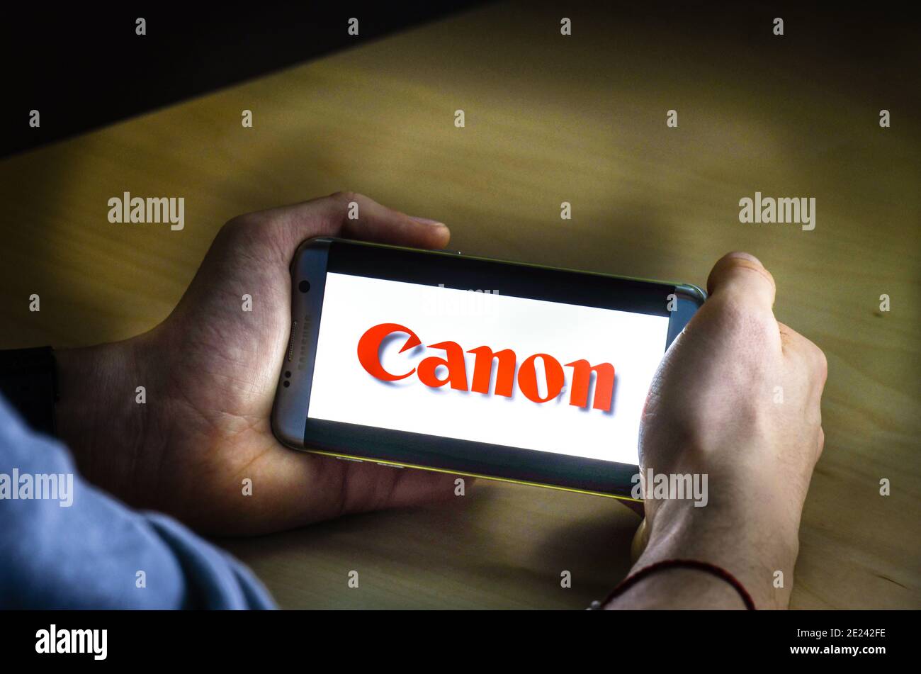 Canon emblem hi-res stock photography and images - Alamy
