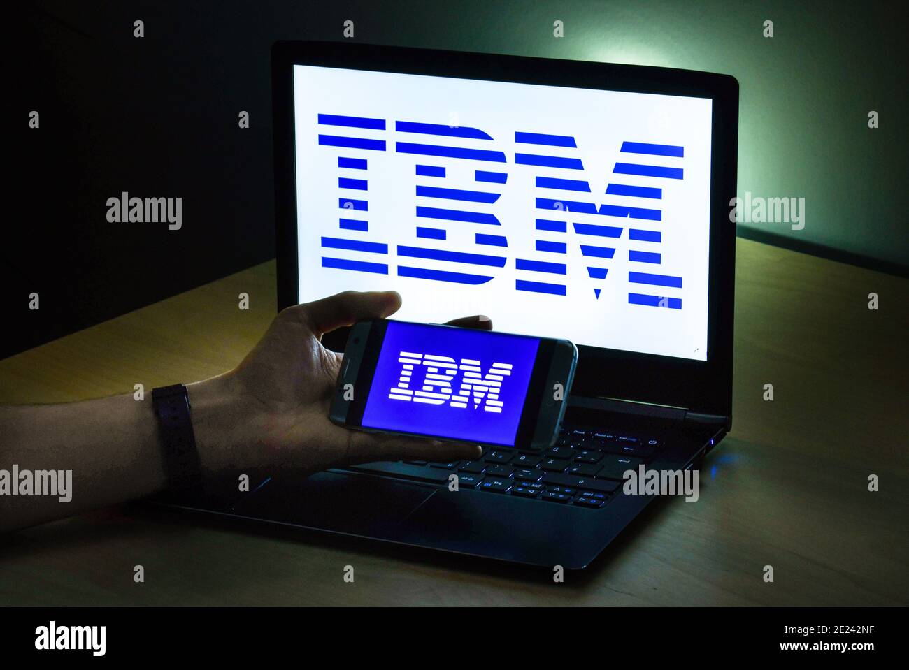 Ibm emblem hi-res stock photography and images - Alamy