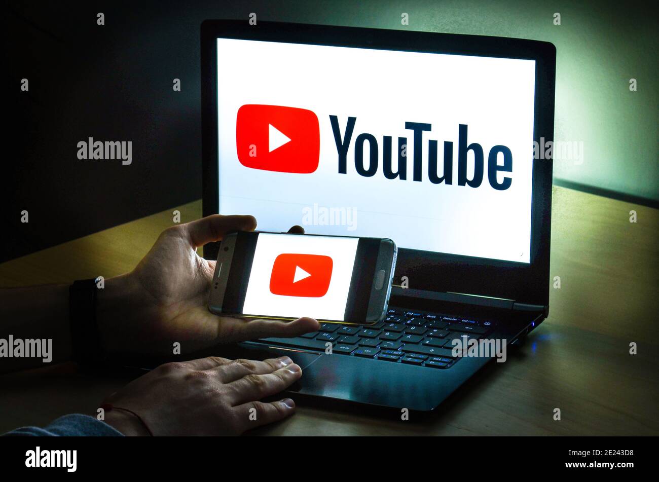 Youtube logo laptop hi-res stock photography and images - Alamy