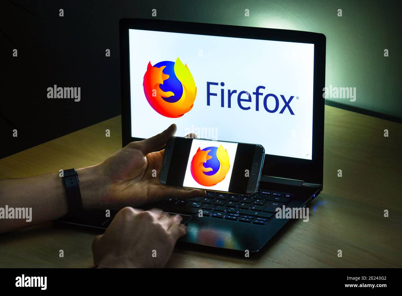 Firefox emblem hi-res stock photography and images - Alamy